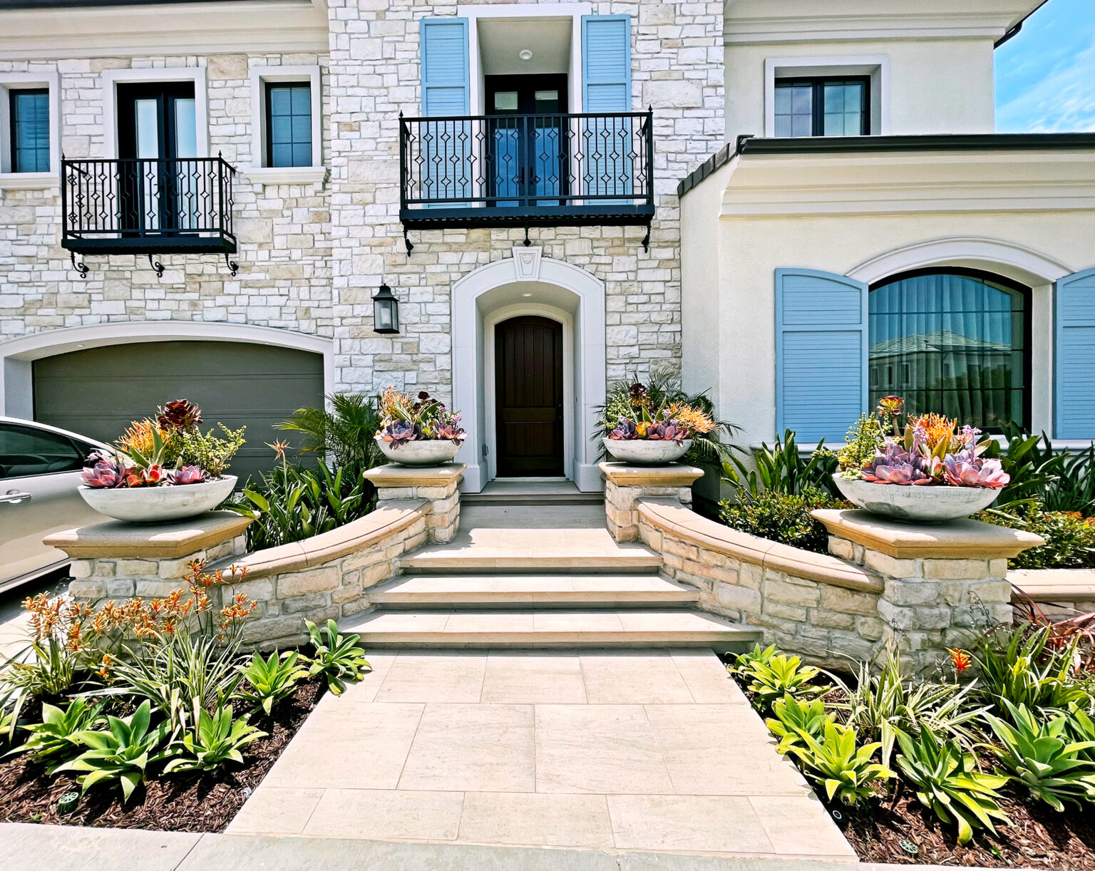 Front Yards – RayChen Studio